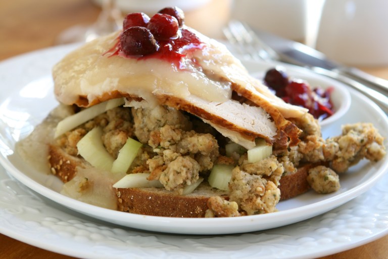 How to Eat Your Thanksgiving Leftovers Like Chefs Do – Center of the ...